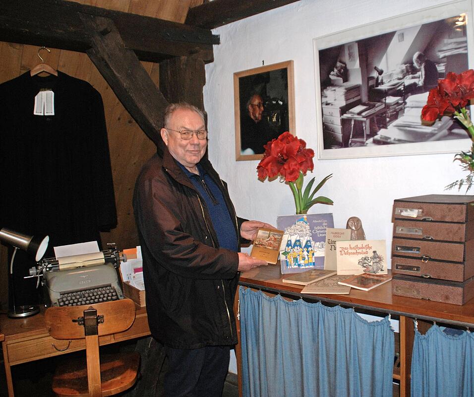 Langenbeutingen hütet schöne Wörter des Dichters Albrecht Goes - STIMME.de