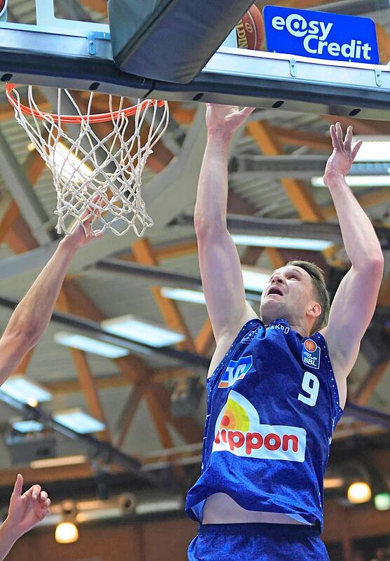 Merlins und Riesen haben im Endspurt ihre Ziele fest im Blick - STIMME.de