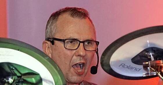 Schlagzeuger Frett verlässt Hohenloher Kultband Annâweech - STIMME.de