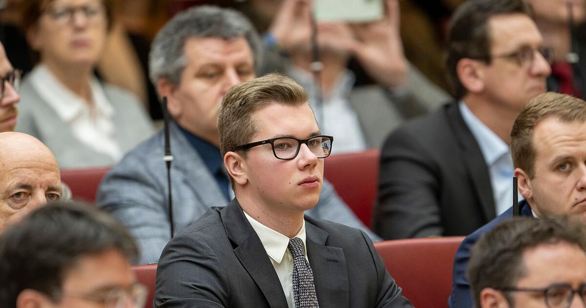Landtag hebt Immunität von AfD-Politiker Halemba auf - STIMME.de