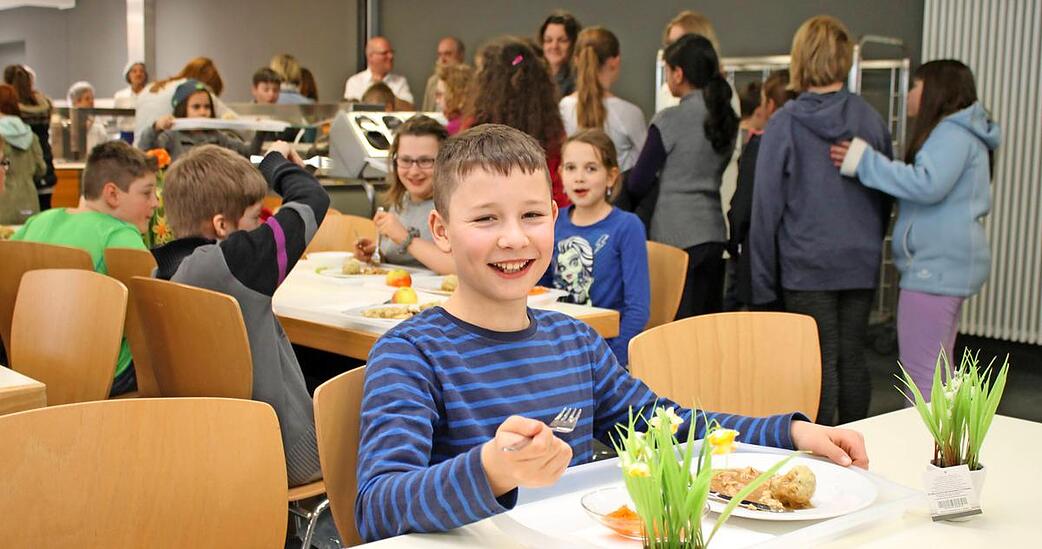 Besser essen in der neuen Mensa - STIMME.de