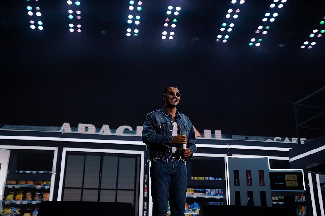 Emotionales Ende beim Konzert von Rapper Apache 207 in Würzburg - STIMME.de