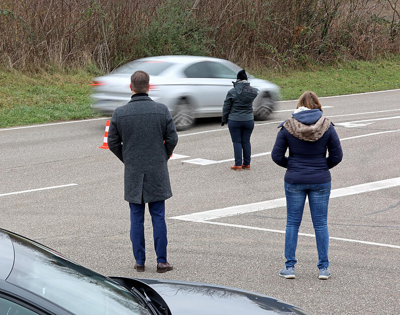 Kreisverkehrswacht Heilbronn mit Baubürgermeister Ringle - STIMME.de
