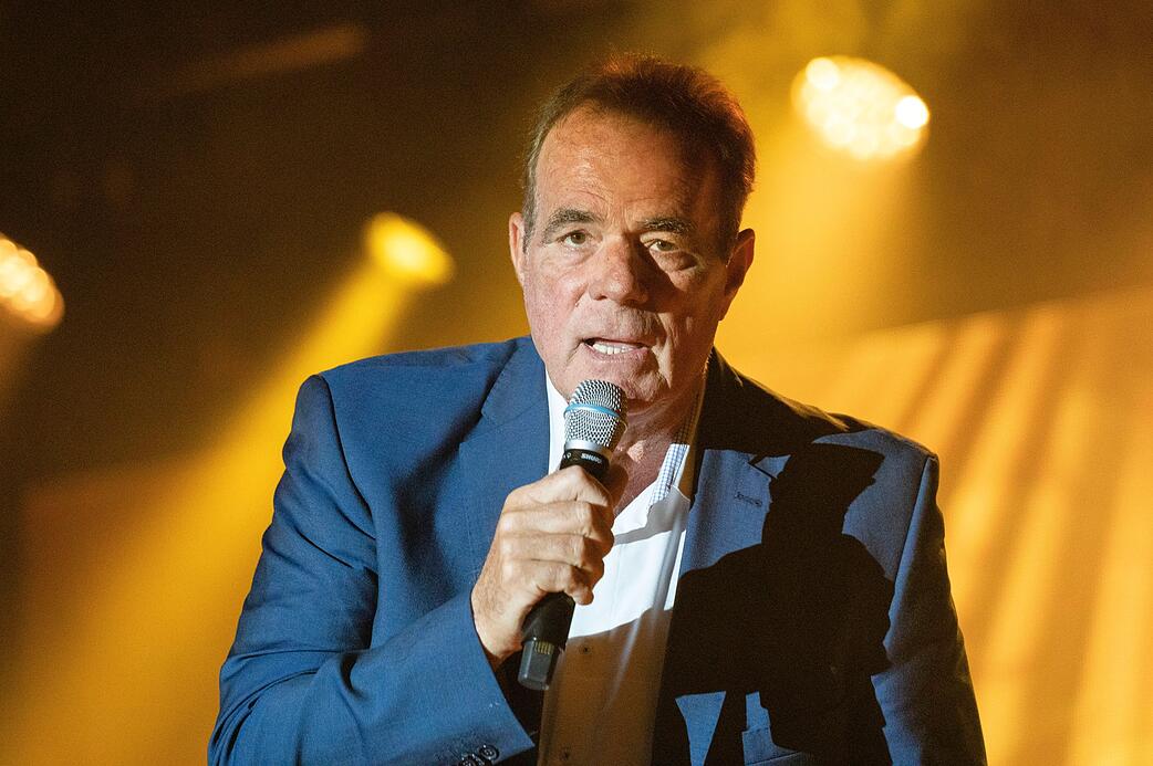 Schlagerstar Hein «Heintje» Simons droht Ende der Karriere - STIMME.de