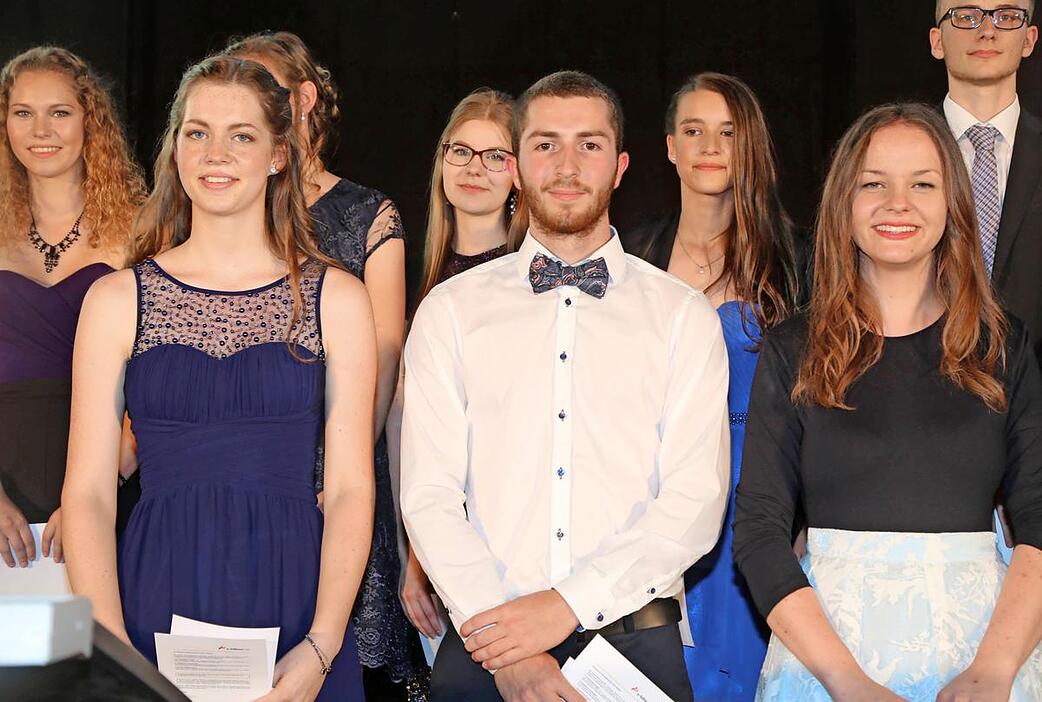 Abschied von einem aktiven Jahrgang - STIMME.de