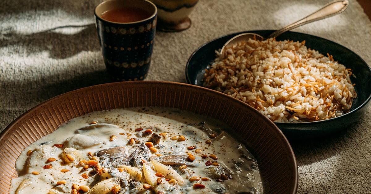 Shakriyeh: Schalotten und Austernpilze in Kardamom-Joghurt - STIMME.de