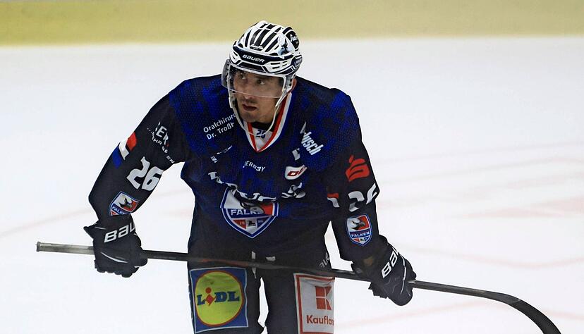 Judd Blackwater kehrt bei den Falken zurück aufs Eis - STIMME.de